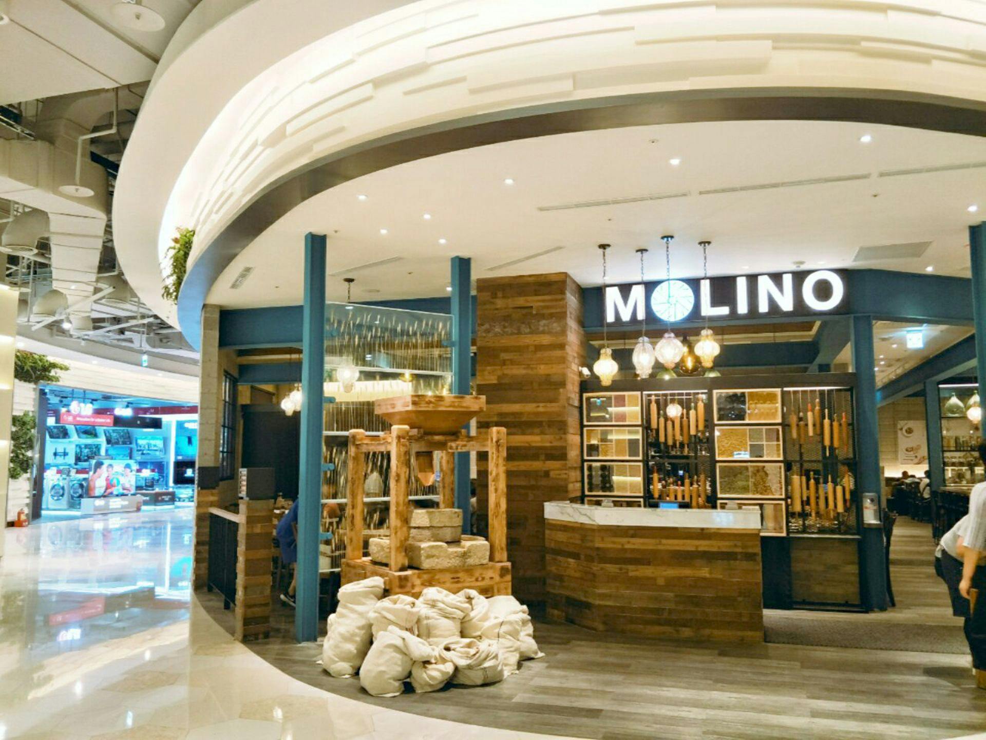 Molino | Book Now! - inline online bookings