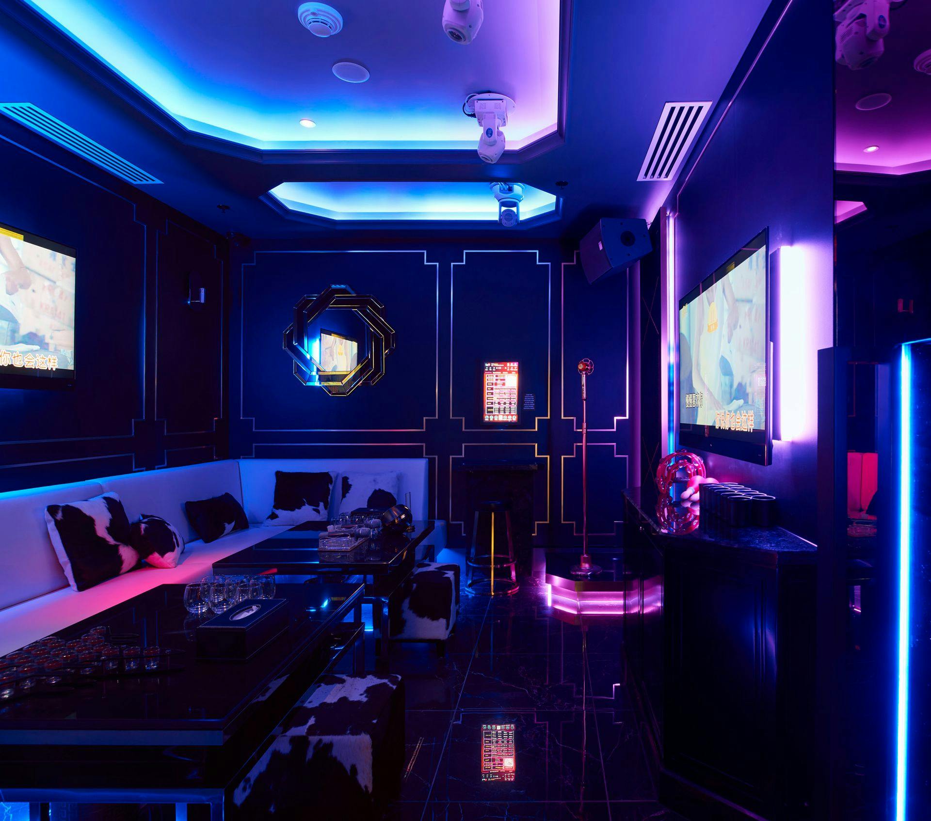 Ocean 12 | Book Now! - inline online bookings