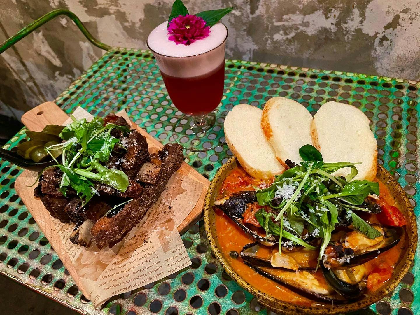 小舊閣樓 Glow | Book Now! - inline online bookings