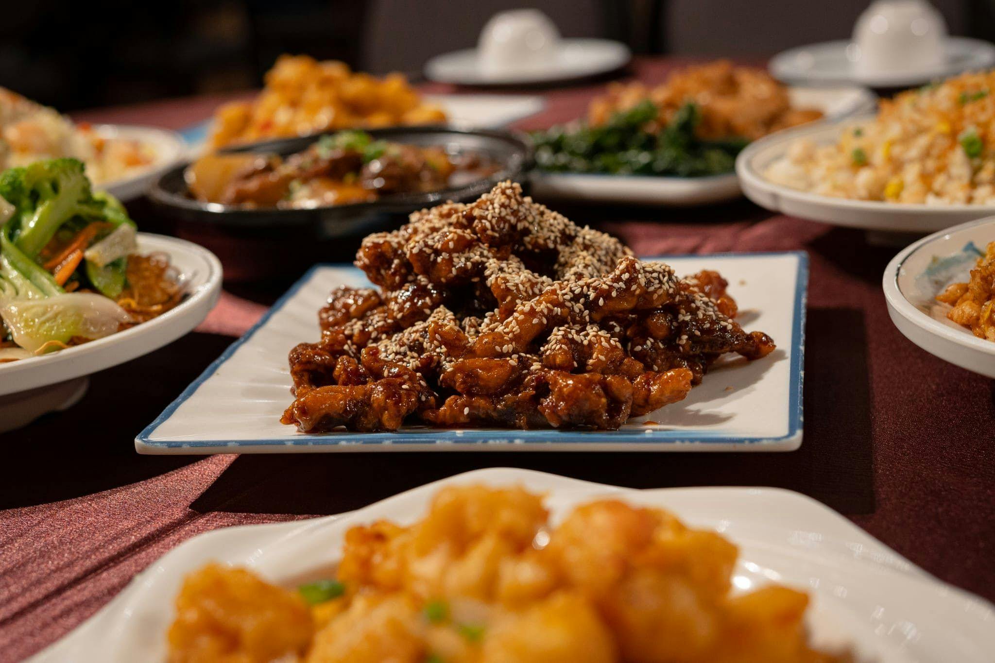 Restaurant Impérial 頤香居 (Pointe-Claire) | Book Now! - inline online ...